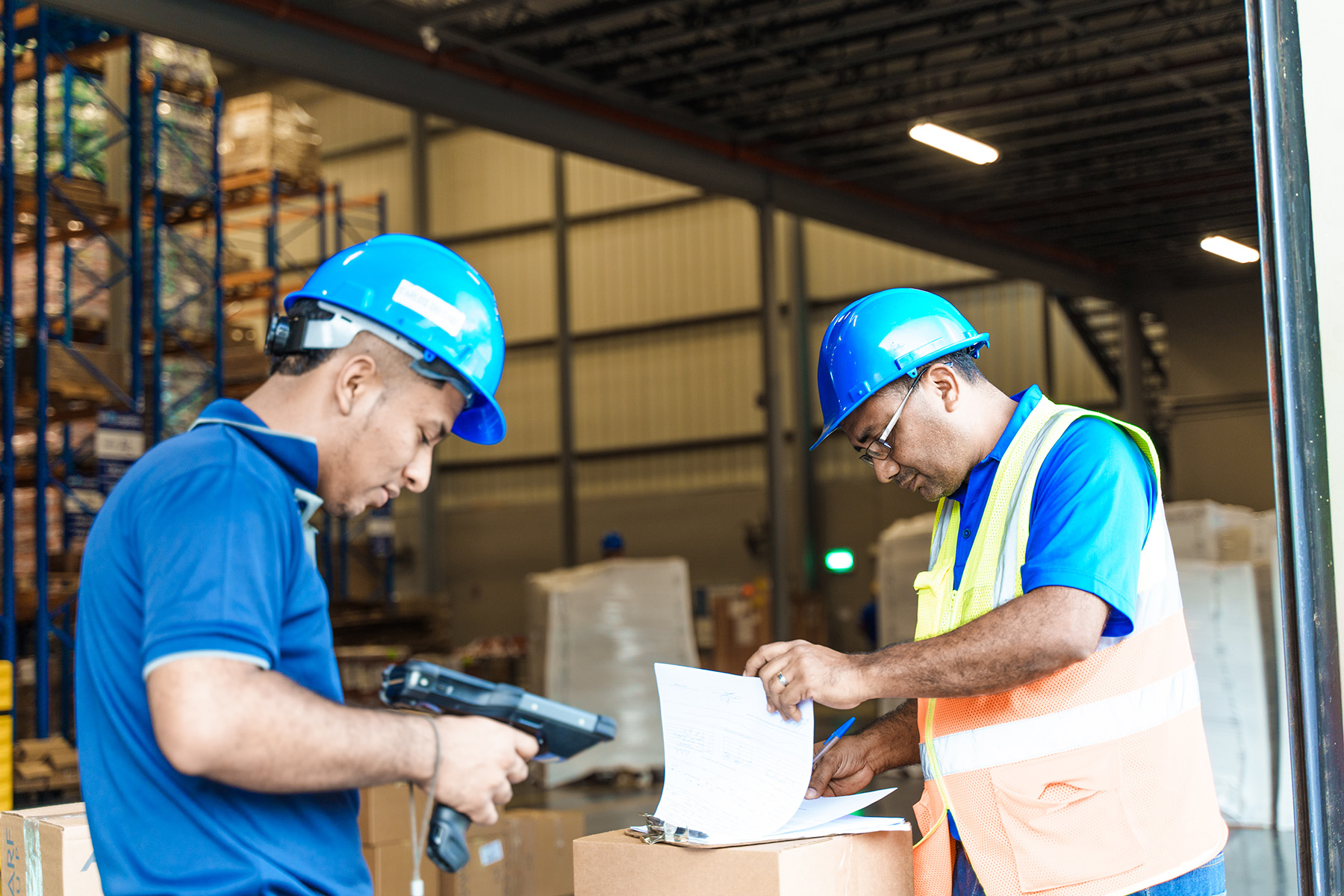 Optimizando la logística empresarial: Beneficios de contratar un ...